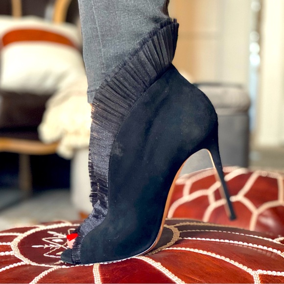 Gianvito Rossi | Shoes | Gianvito Rossi Black Unique Suede Peep Toe ...